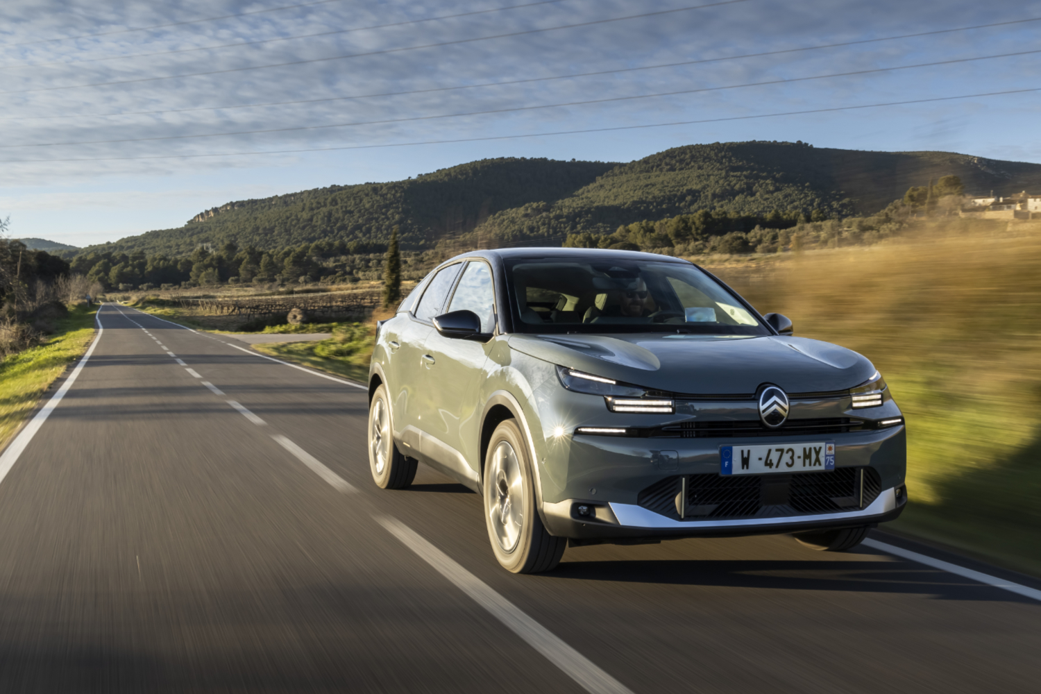 The Car Enthusiast | image gallery | 2025 Citroen C4 Hybrid 136 Max