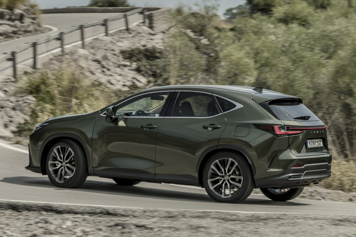 The Car Enthusiast | image gallery | 2022 Lexus NX 350h