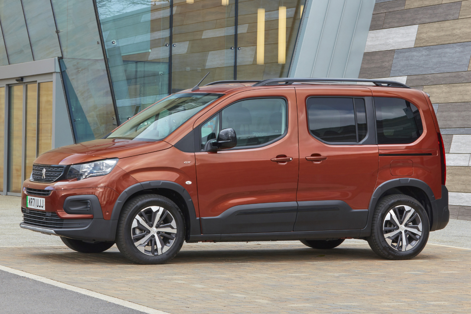 The Car Enthusiast | image gallery | 2023 Peugeot e-Rifter GT